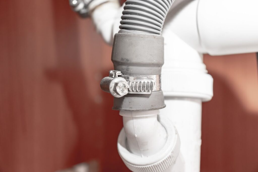 6 Easy Steps to Install a Dishwasher Drain Hose